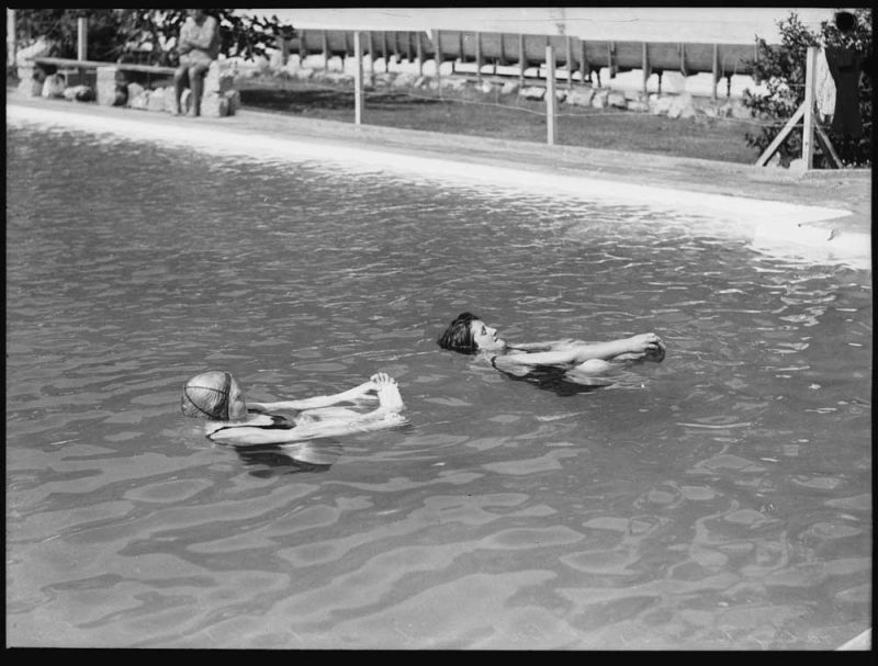 Flashback 1936: The battle of Balmoral’s ‘Freak Floaters’. - Mosman ...