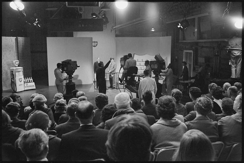 Bob and Dolly Dyer: Australian television pioneers, Pick-a-Box ...