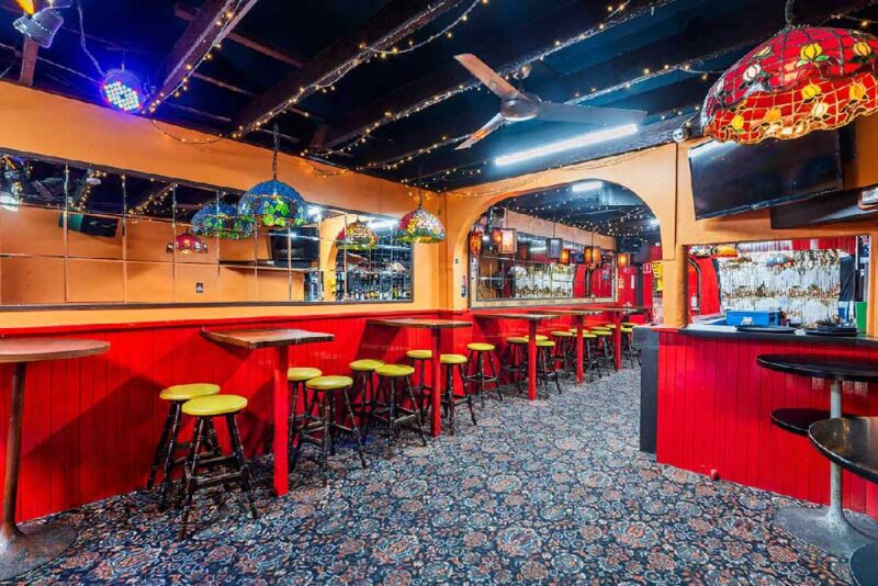 Last drinks? Iconic Pickled Possum in Neutral Bay hits the market after ...