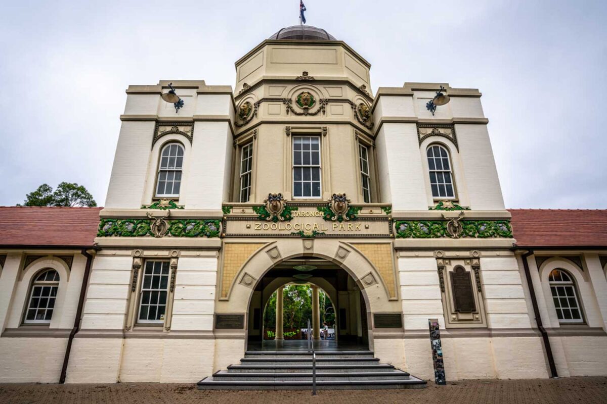 “A Visual Blight”: New cable car attraction at Taronga Zoo gets ...